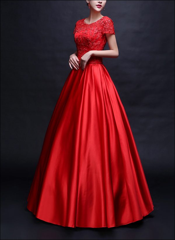 Rotes Ballkleid mit transparentem Ausschnitt und Ärmeln - LAFANTA